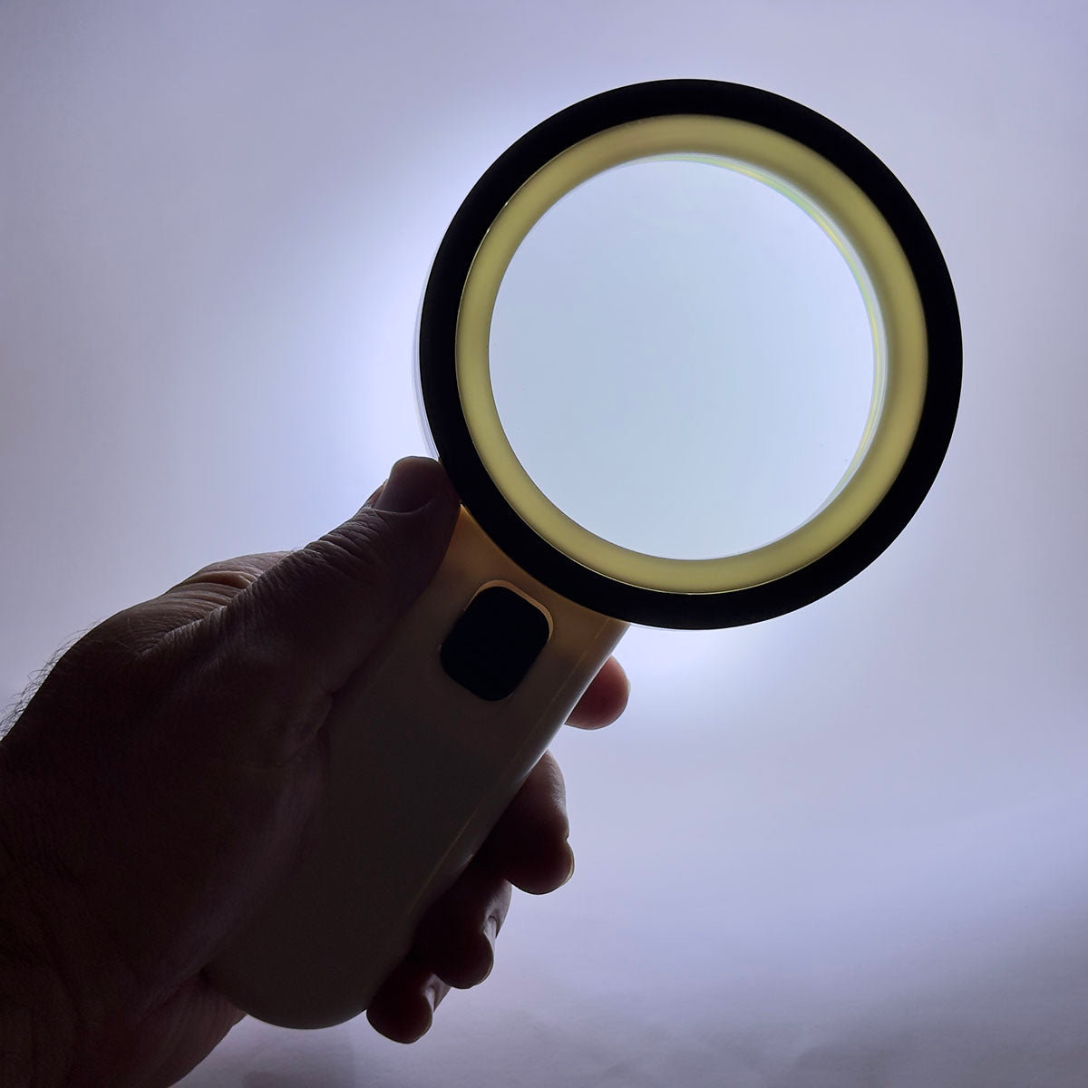 G28452 ~ Powerful and Very Useful Double Glass Lens Magnifier with 12